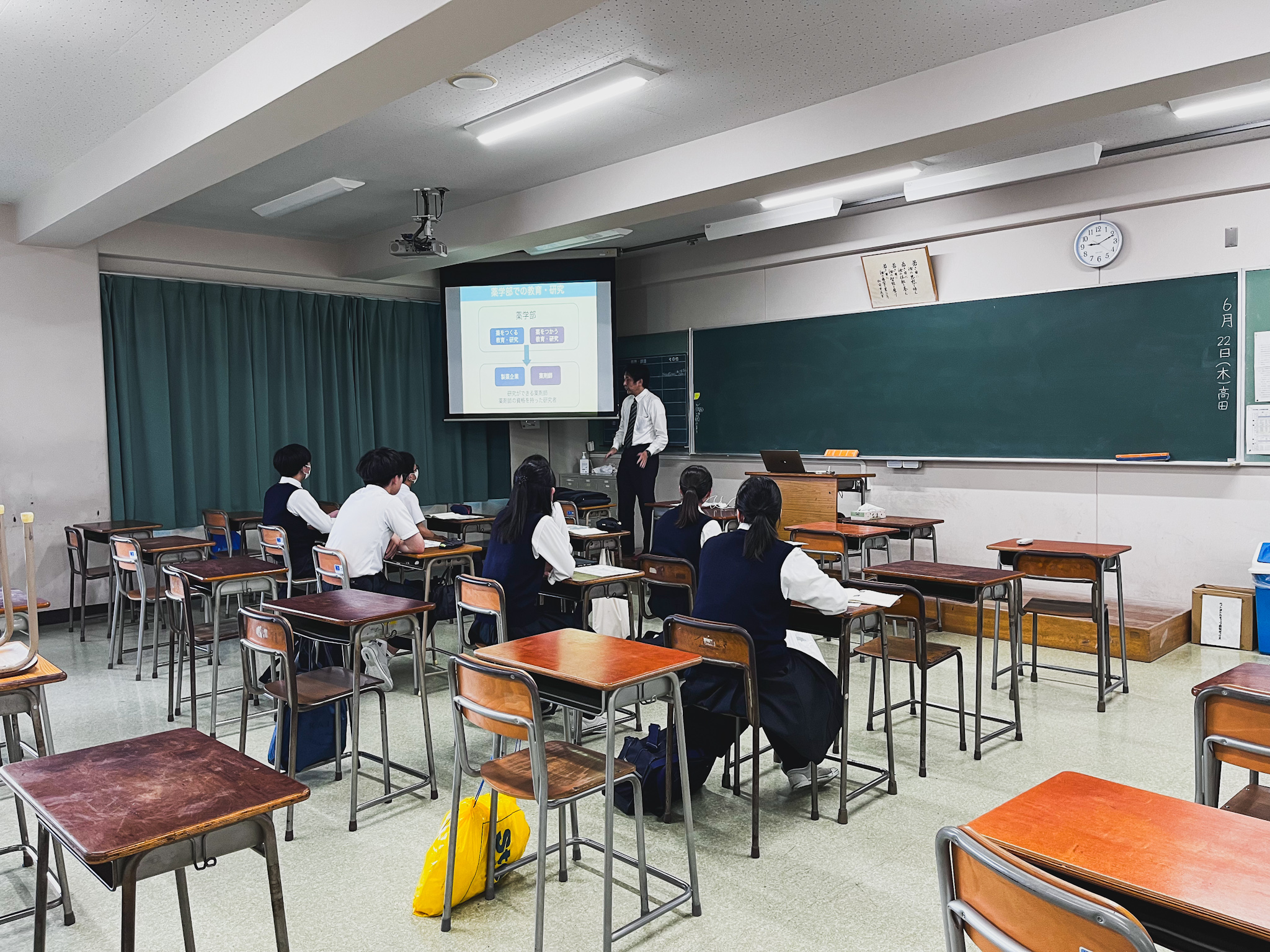 Faculty & Department Information Sessions | 東海大学付属大阪仰星高等学校中等部・高等学校